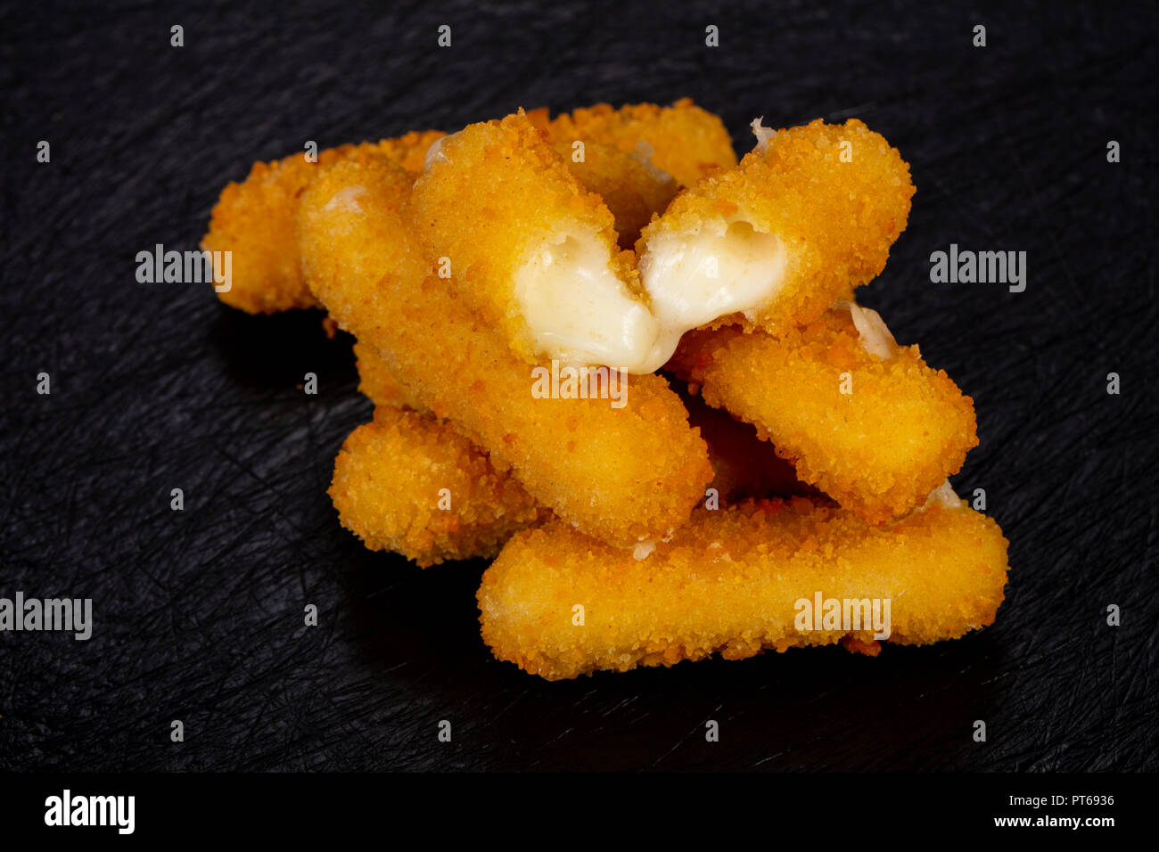 Korean garlic cheese bread hi-res stock photography and images - Alamy