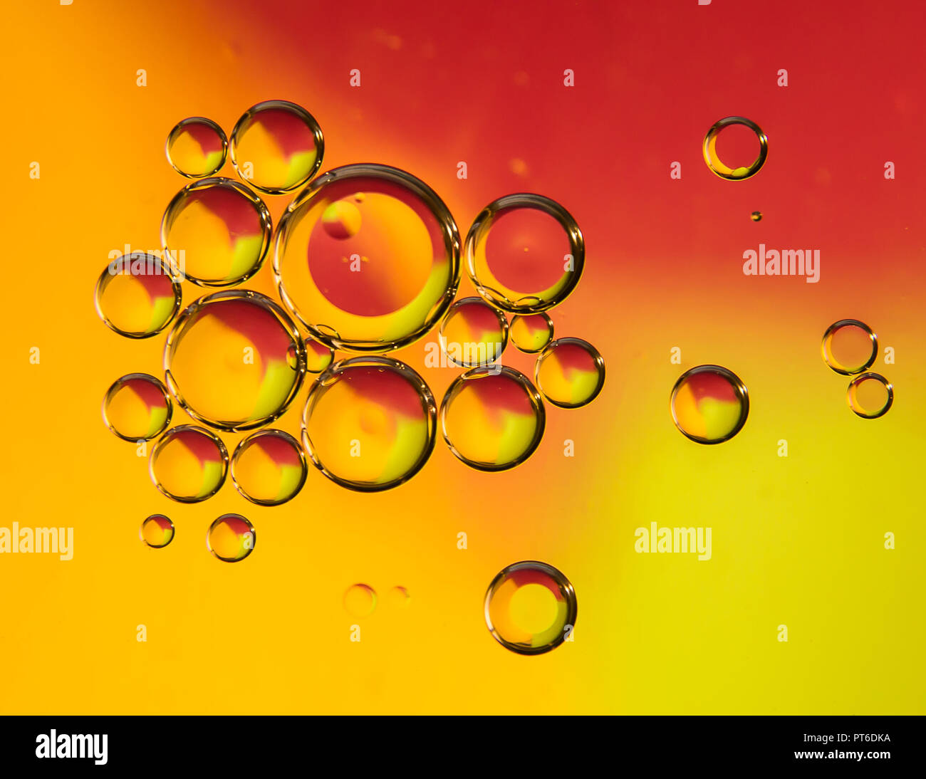 Abstract water and oil hi-res stock photography and images - Alamy