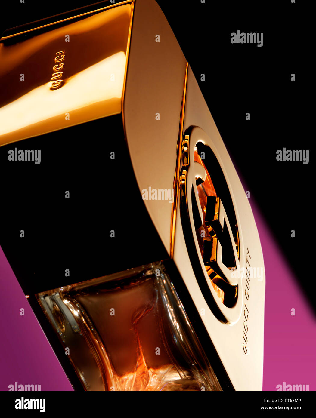 Gucci advertisement hi-res stock photography and images - Alamy