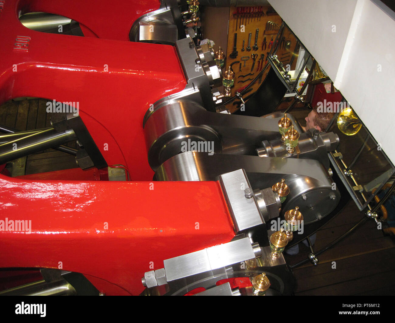 OLD ENGINE FROM 1901 STILL IN OPERATION ON FERRY BOAT "URI" FOR GOING ...