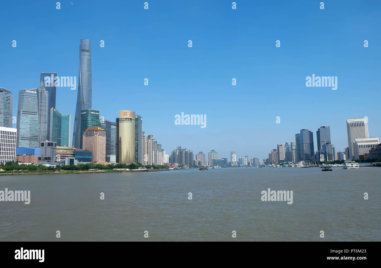 SHANGHAI, CHINA - JUN 21 , 2018: The magnificent skyline of the Bund ...