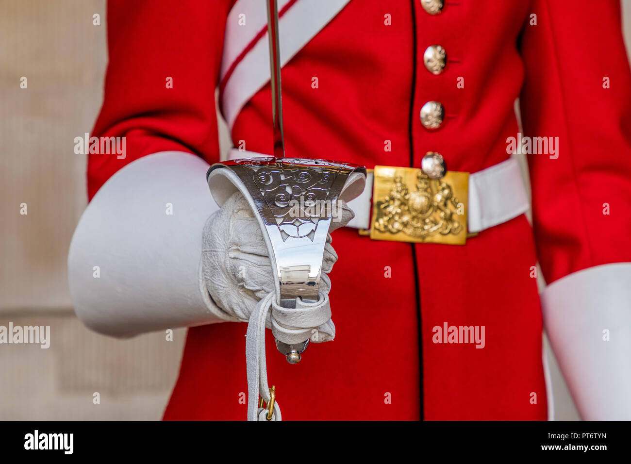 London guards detail hi-res stock photography and images - Alamy