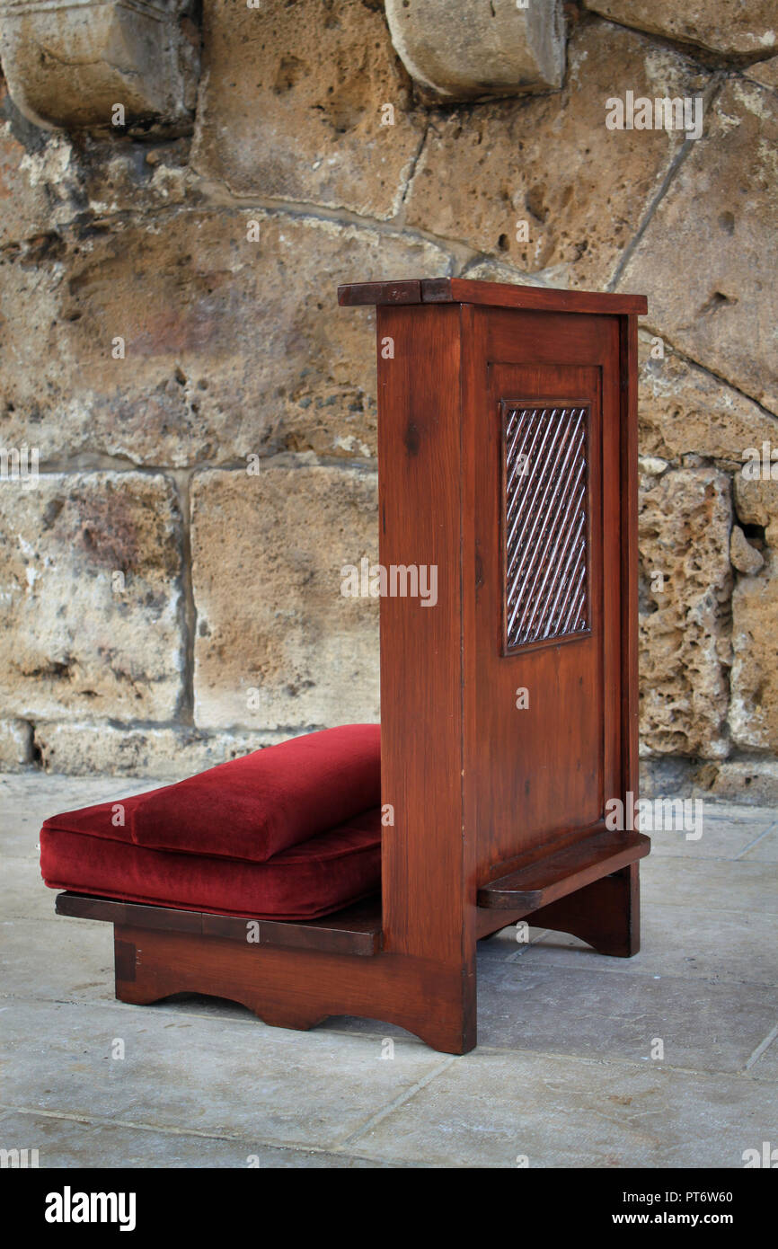 Confessional of a church hi-res stock photography and images - Alamy