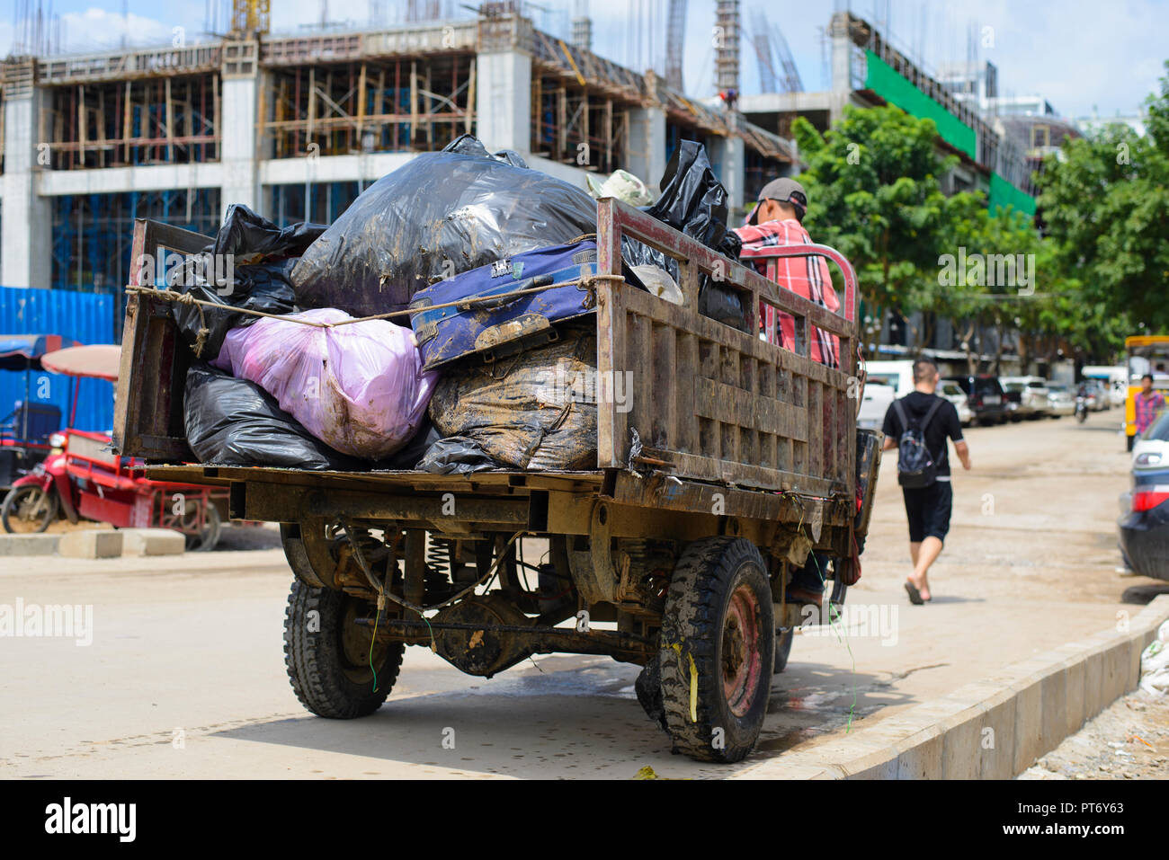 Mini truck waste hi-res stock photography and images - Alamy