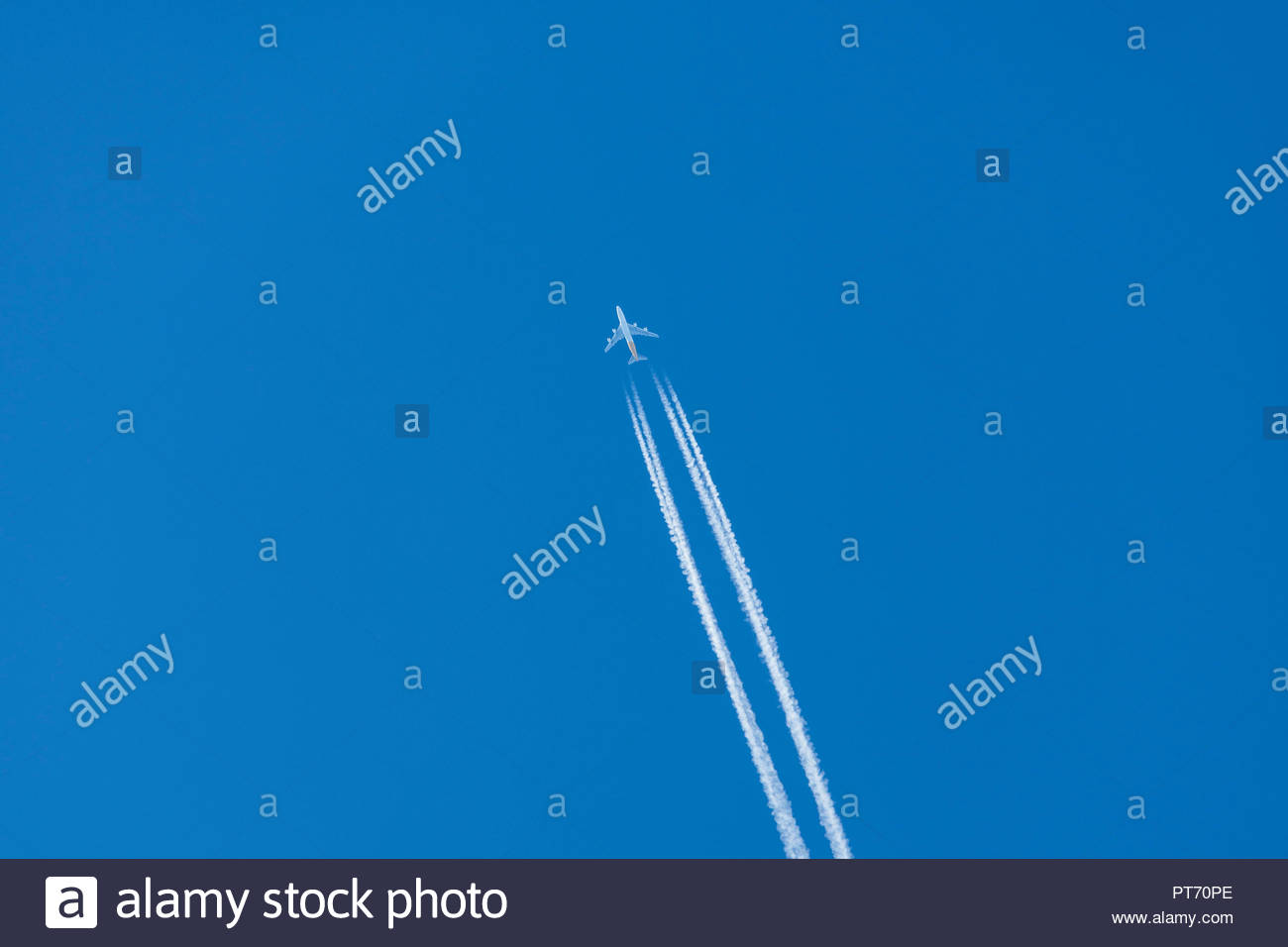 Passenger Jet Engine, Pollution High Resolution Stock Photography and ...