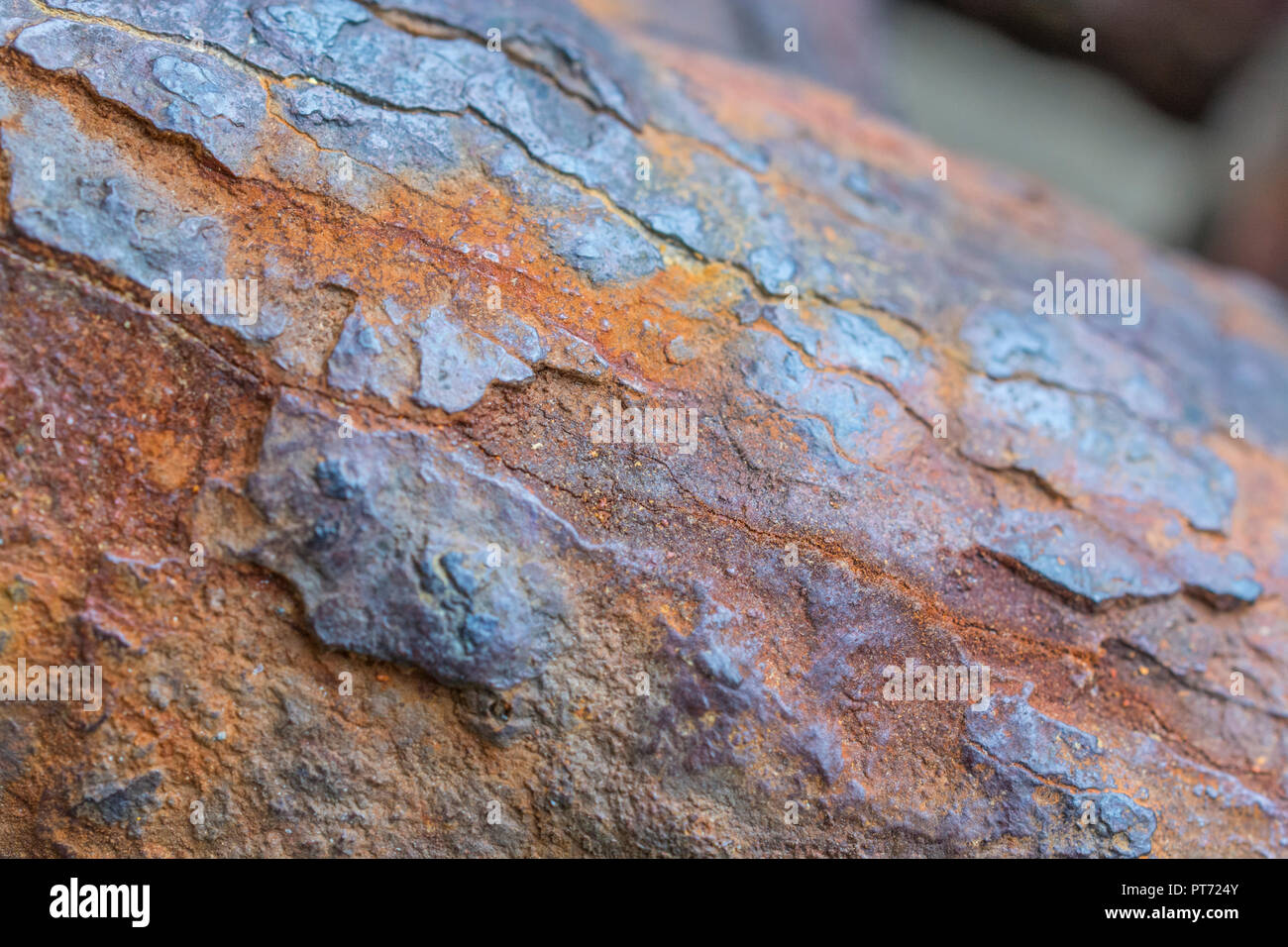 Close-up thick rust encrustation on very heavy duty mooring chain ...