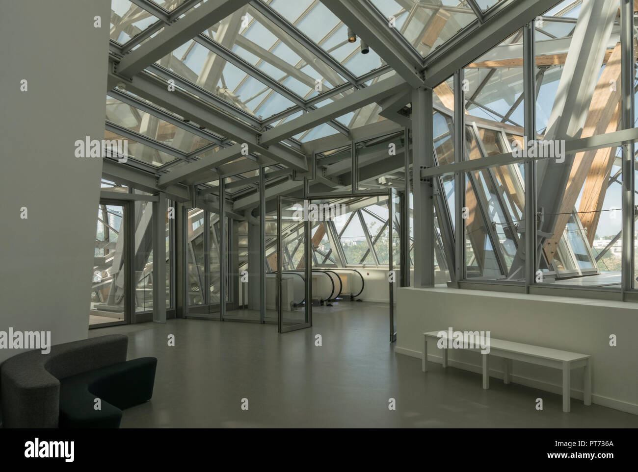 This sensational futuristic Frank Gehry building houses an art complex ...