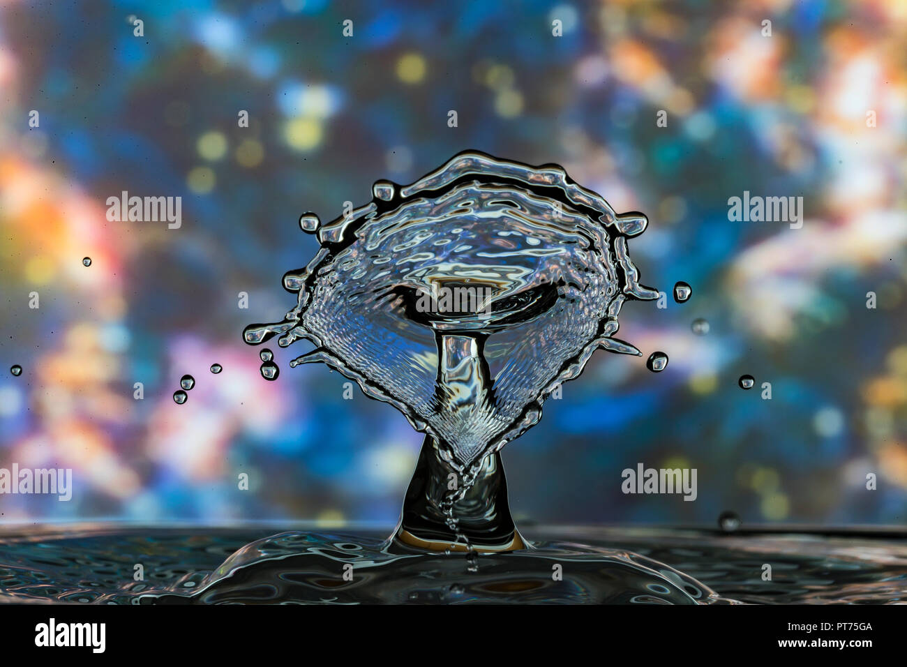 Splash of a drop worthington hi-res stock photography and images - Alamy