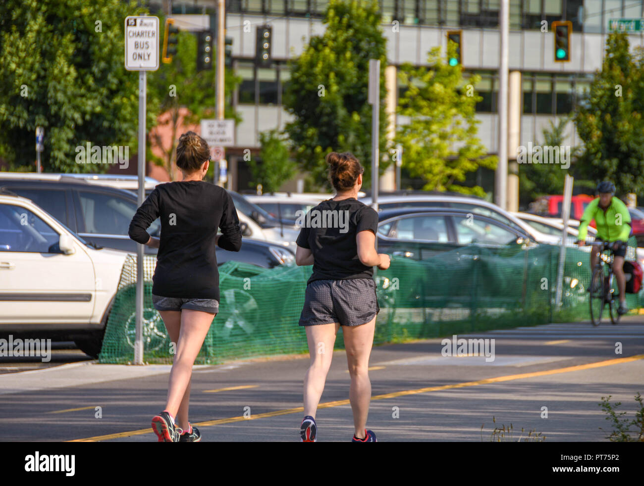 Women in shorts hi-res stock photography and images - Alamy
