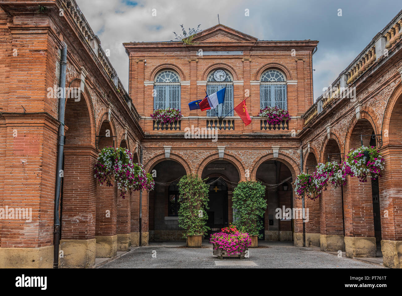 Pyrenean flag hi-res stock photography and images - Alamy