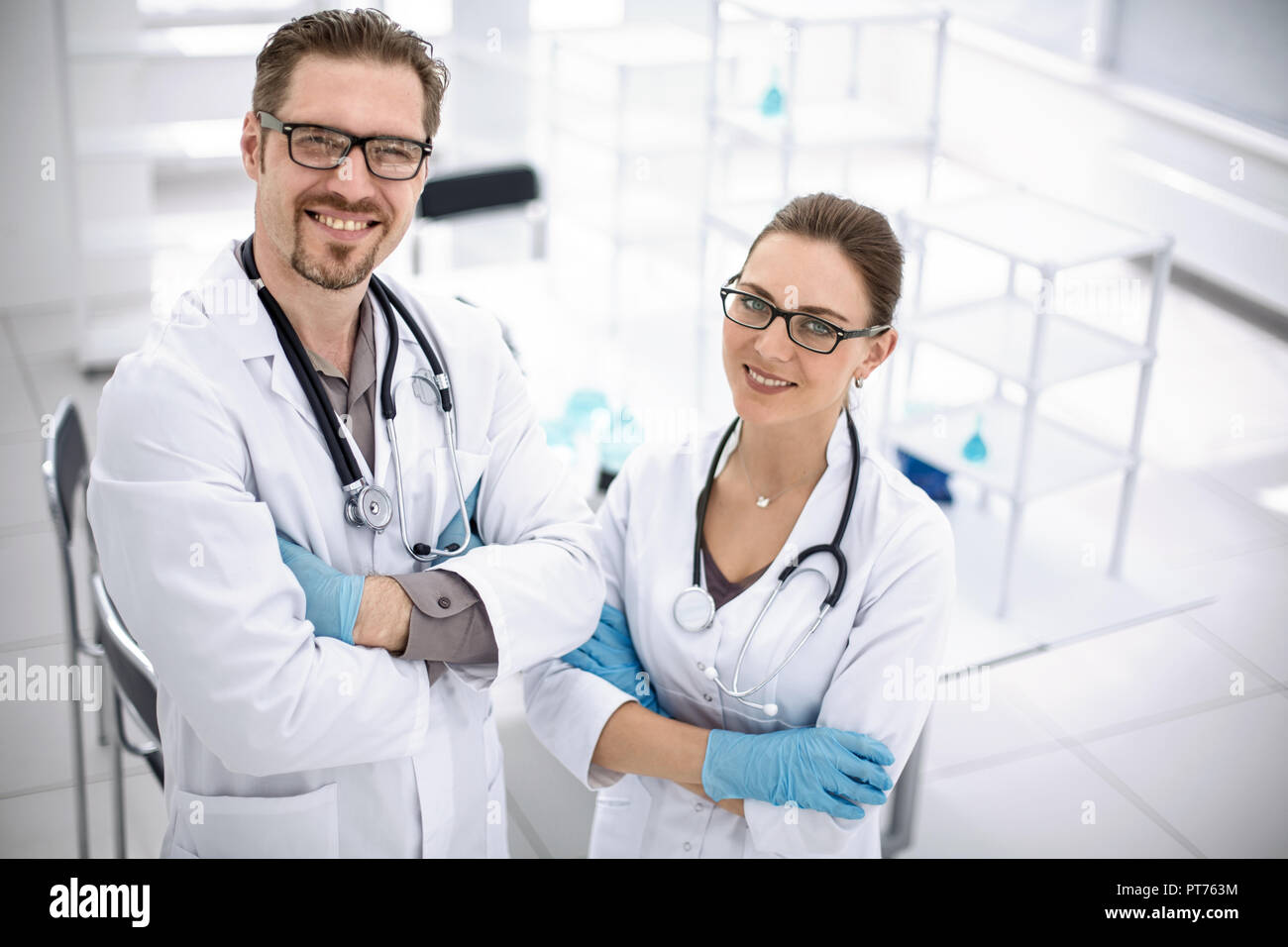 two researchers on the background of the laboratory Stock Photo - Alamy