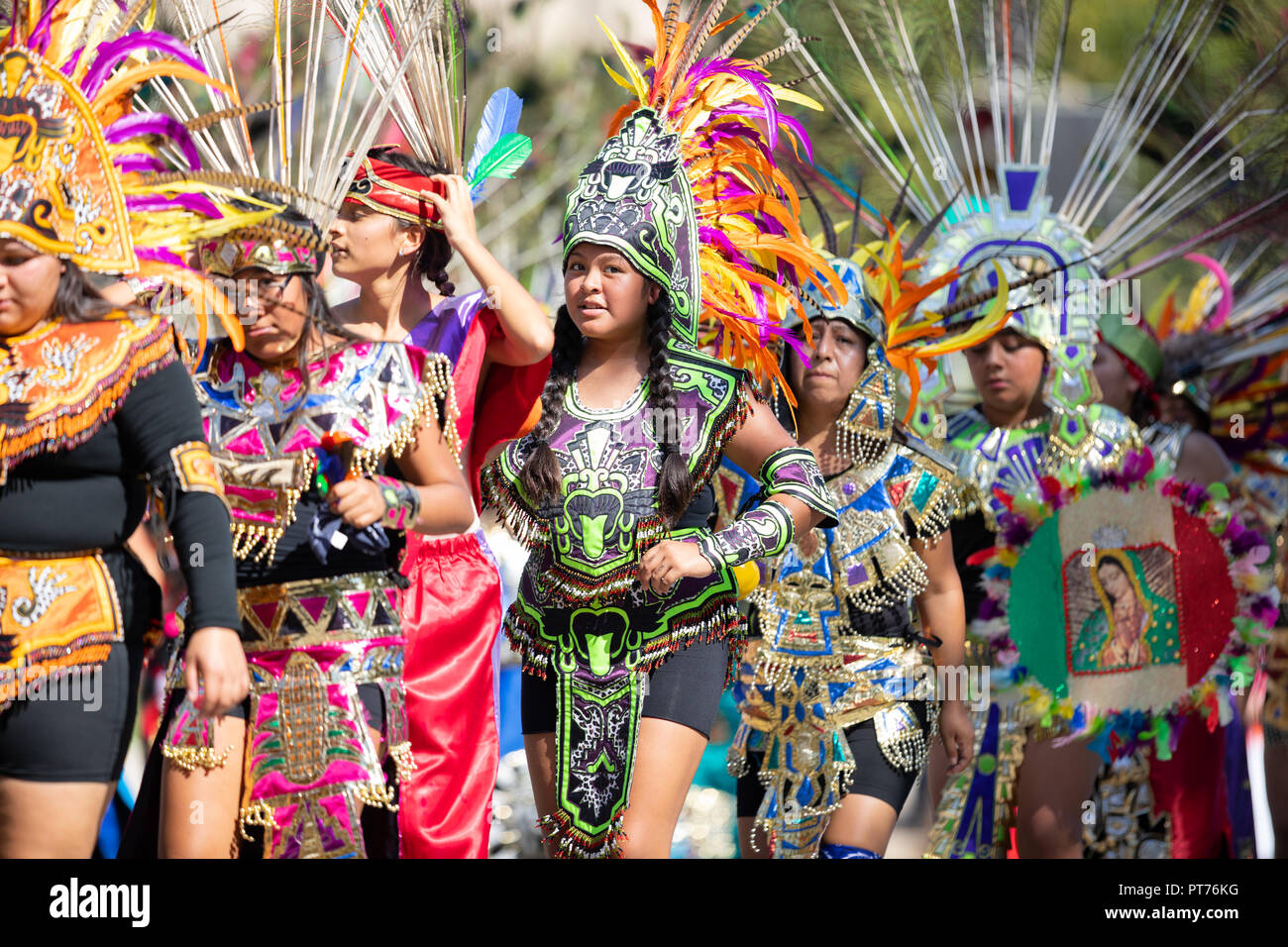 Aztec dancer hi-res stock photography and images - Alamy