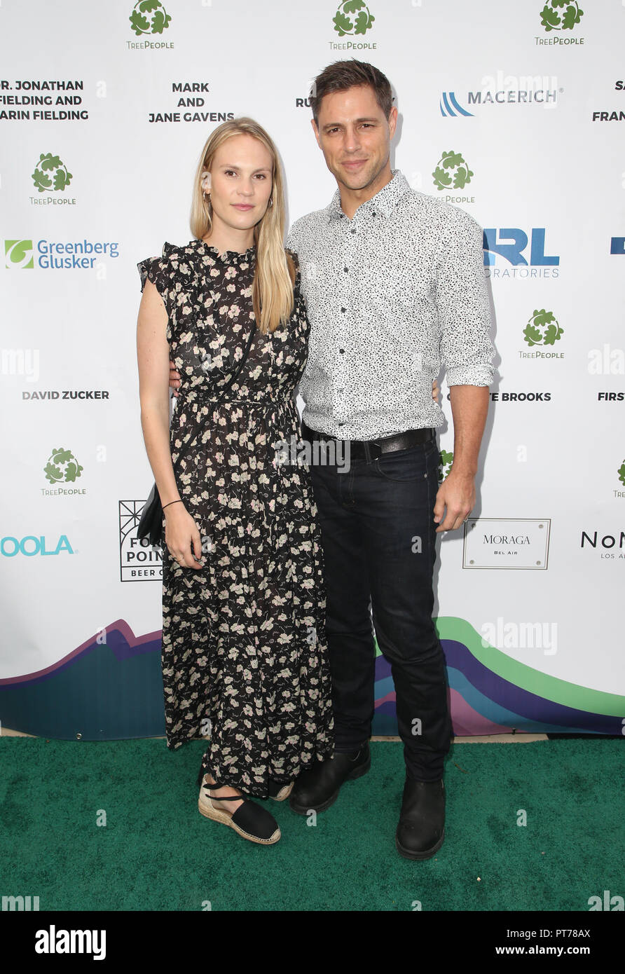 Beverly Hills, Ca. 6th Oct, 2018. Sam Page, Casidy Boesch, at ...
