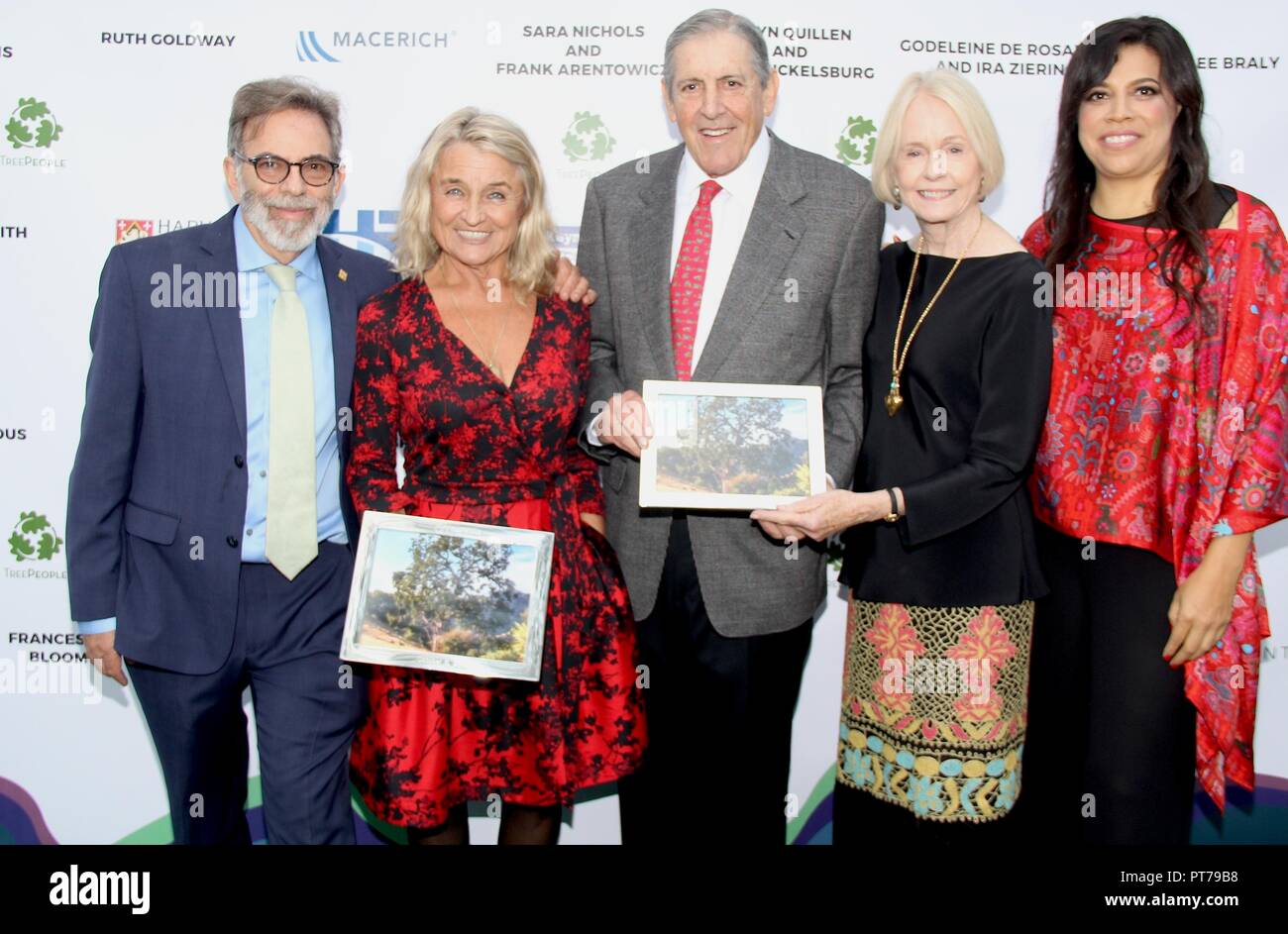 Jonathan fielding hi-res stock photography and images - Alamy