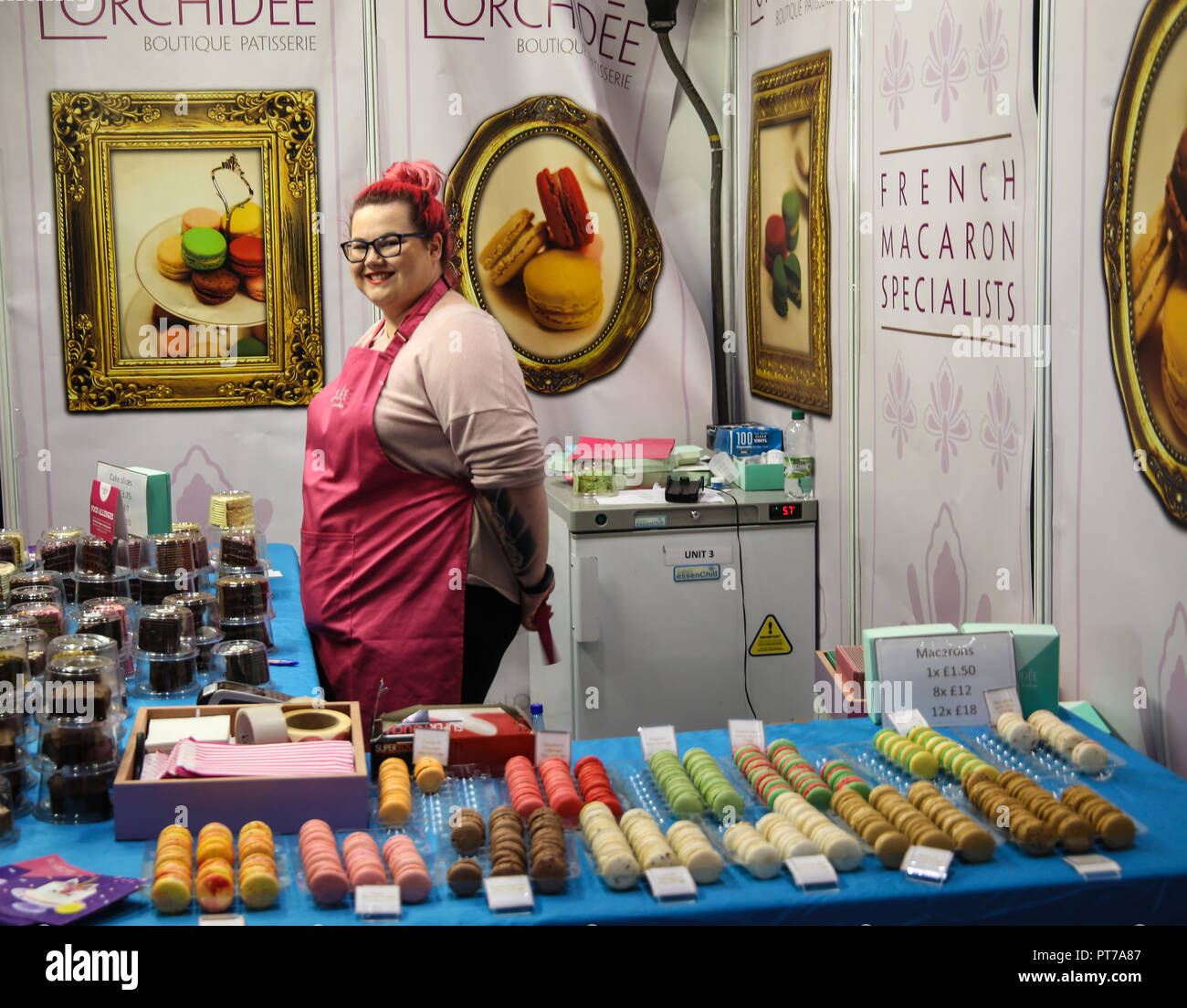 Big ben cake hi-res stock photography and images - Alamy