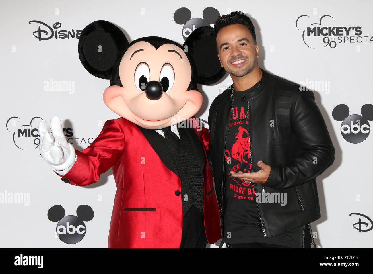 LOS ANGELES, CA - OCTOBER 6: Mickey Mouse, Luis Fonsi at the Mickey's ...