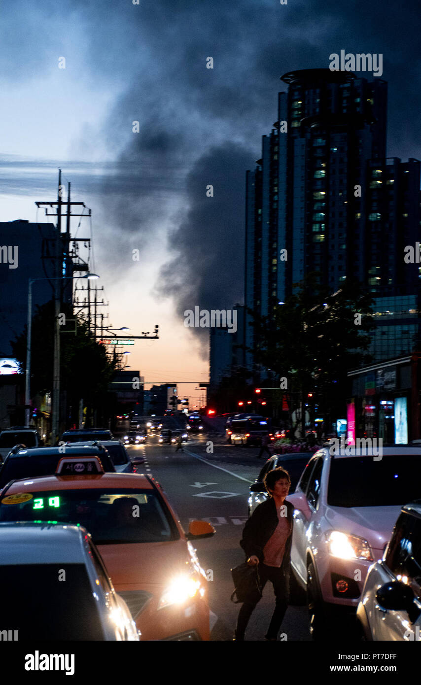 Gasoline fire hi-res stock photography and images - Alamy