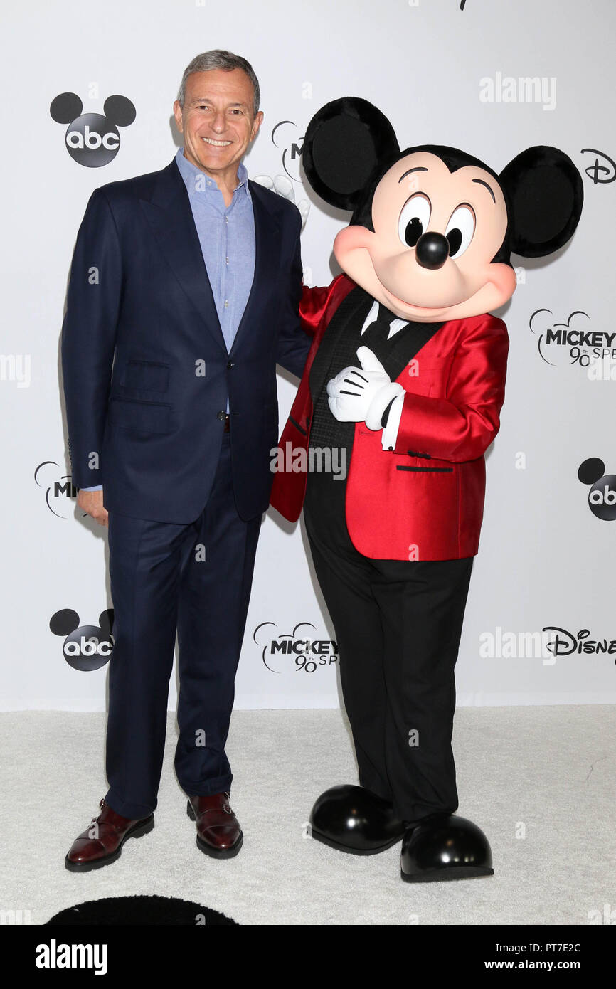 Bob iger mickey mouse hi-res stock photography and images - Alamy