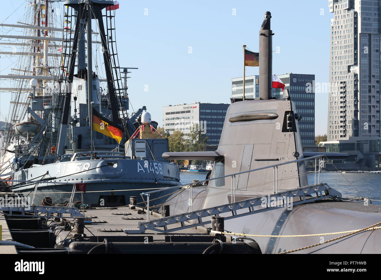 212cd hi-res stock photography and images - Alamy