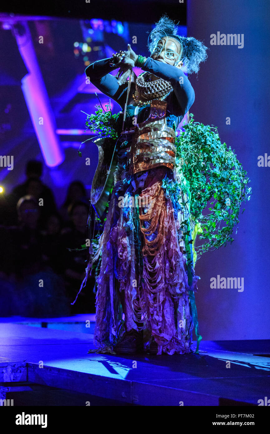 Southbank Centre, London, 7th Oct 2018. Academy Award winning designer ...