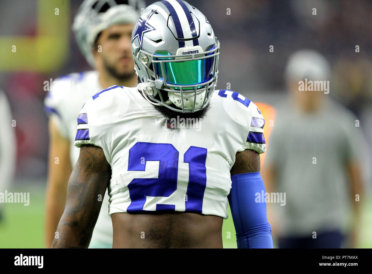 Dallas cowboys running back ezekiel elliott 21 hi-res stock photography ...