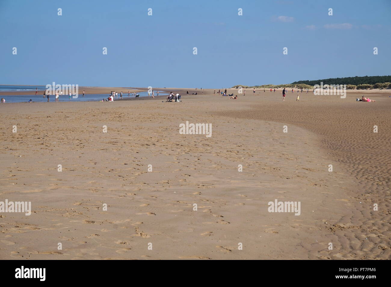 Brancaster beach norfolk hi-res stock photography and images - Alamy
