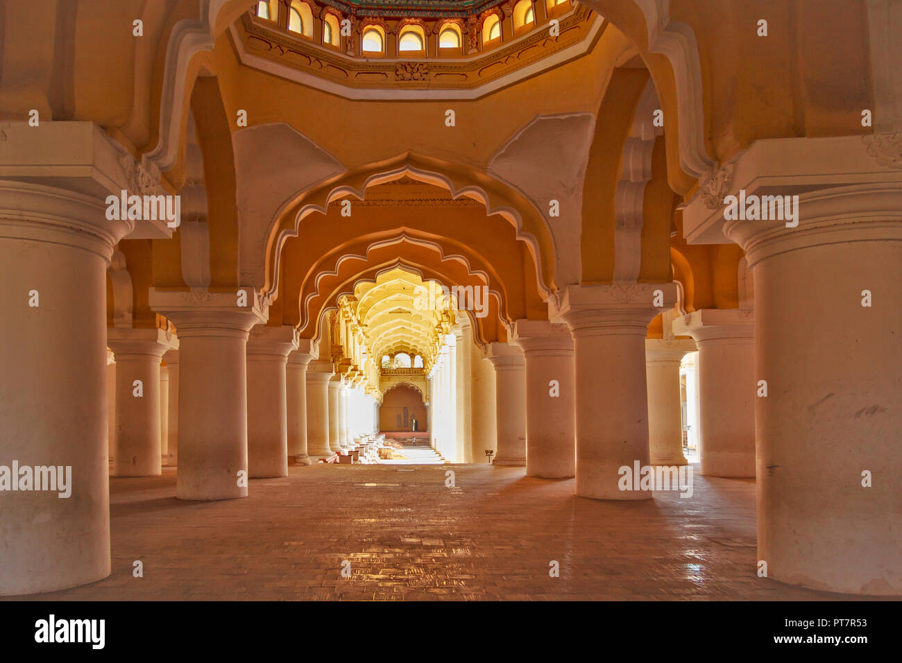 AMBAVILAS PALACE MYSORE KARNATAKA INDIA INTERIOR INNER COURTYARD AND ...