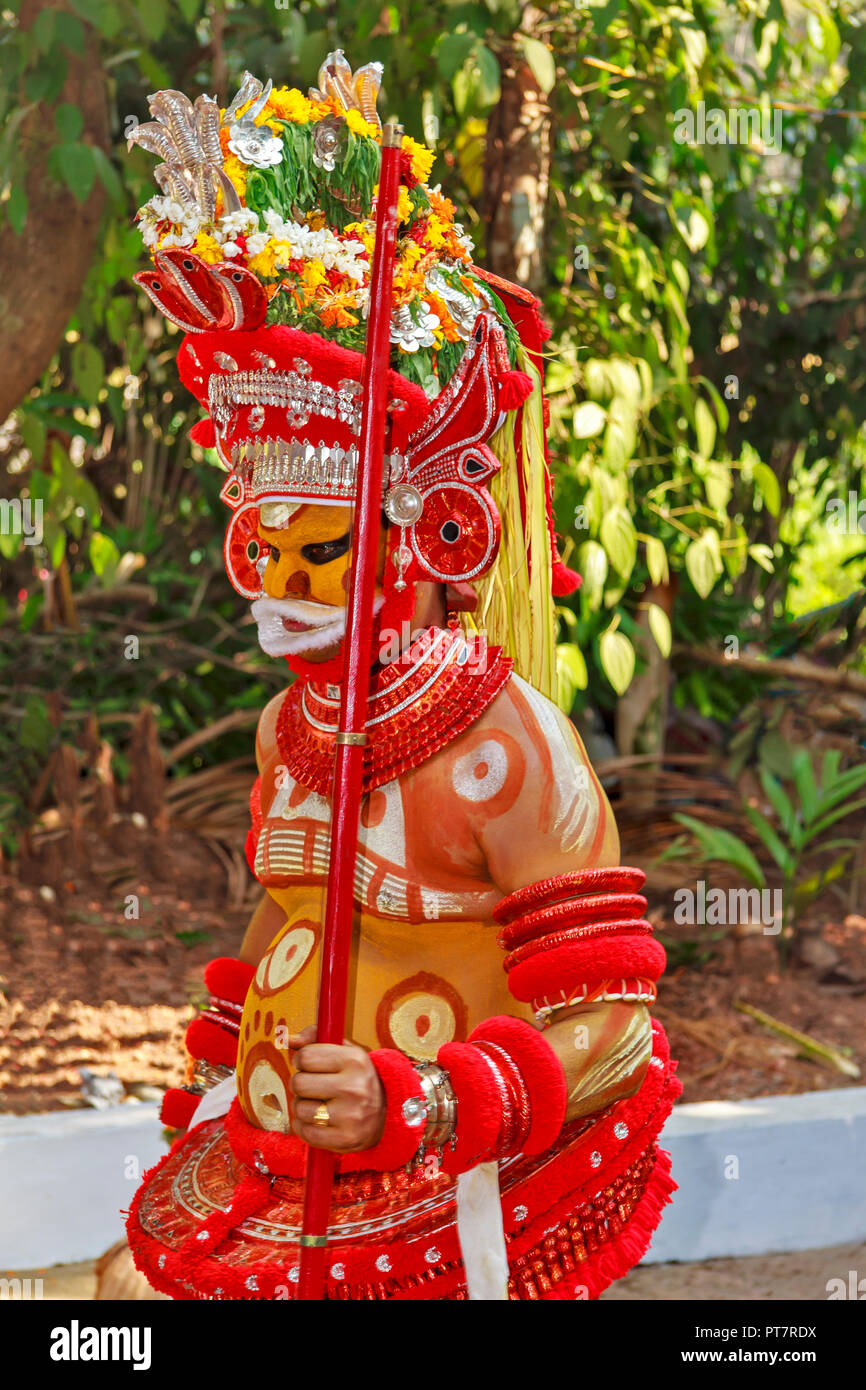 THEYYAM FESTIVAL NORTH MALABAR KANNUR KERALA INDIA GOD WITH COLOURFUL ...
