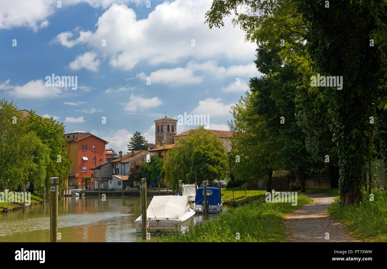 Ausa river hi-res stock photography and images - Alamy