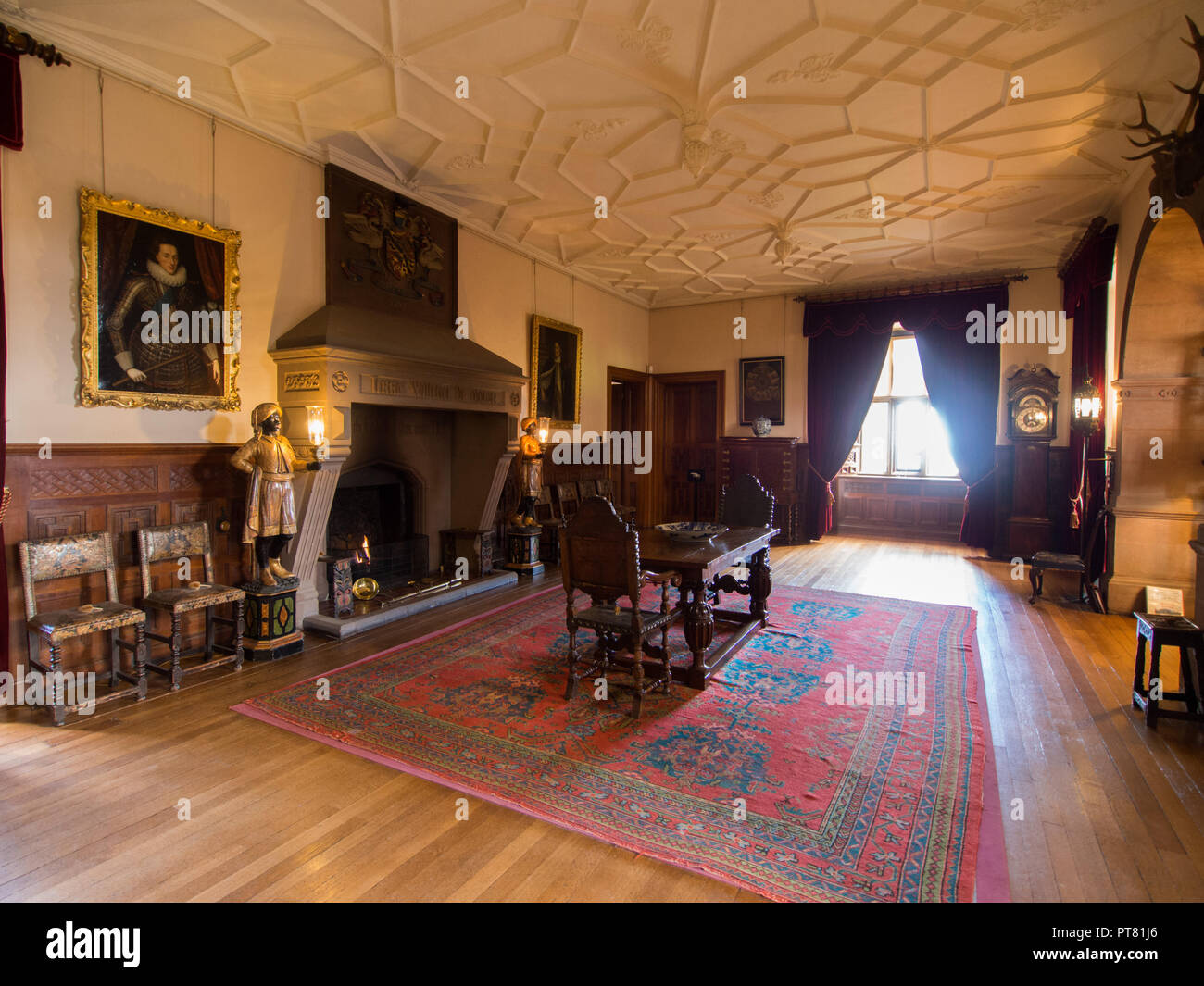 National trust interior tour hi-res stock photography and images - Alamy