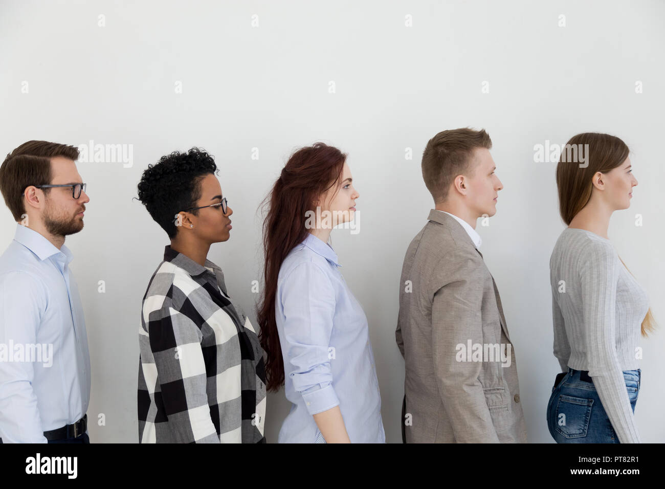Candidates standing hi-res stock photography and images - Alamy