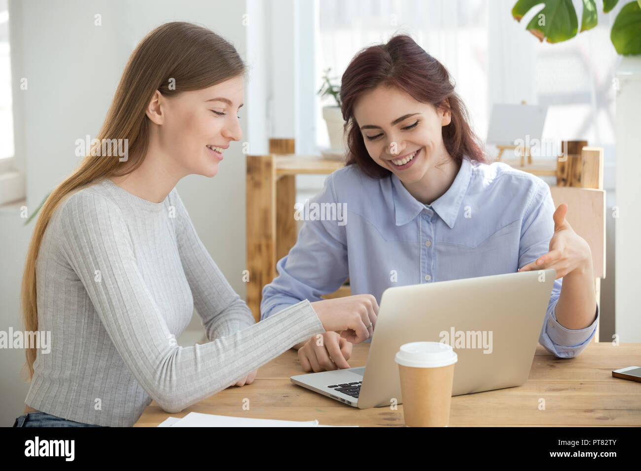 Laughter lease hi-res stock photography and images - Alamy