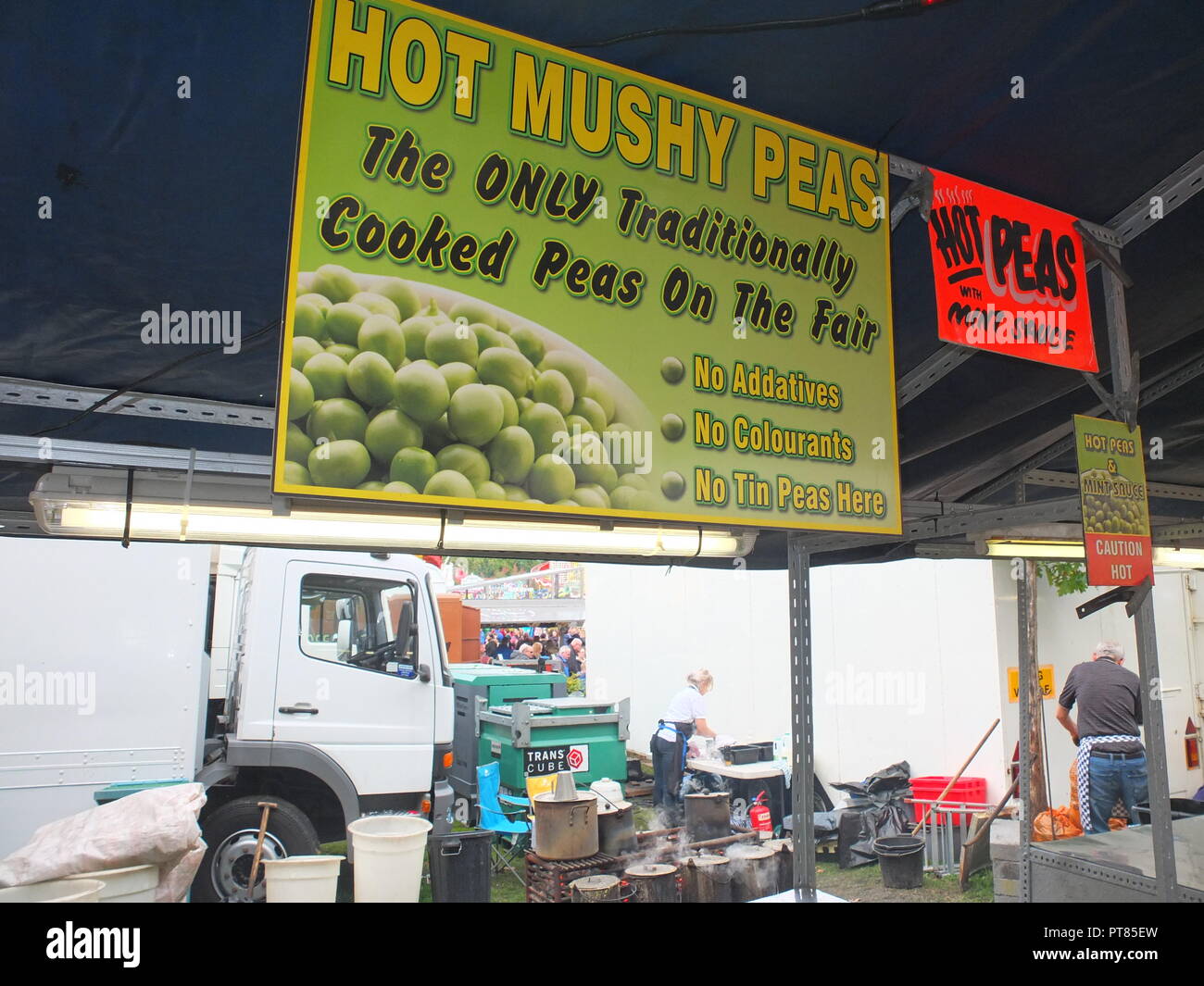 Mushy peas stall goose fair hi-res stock photography and images - Alamy