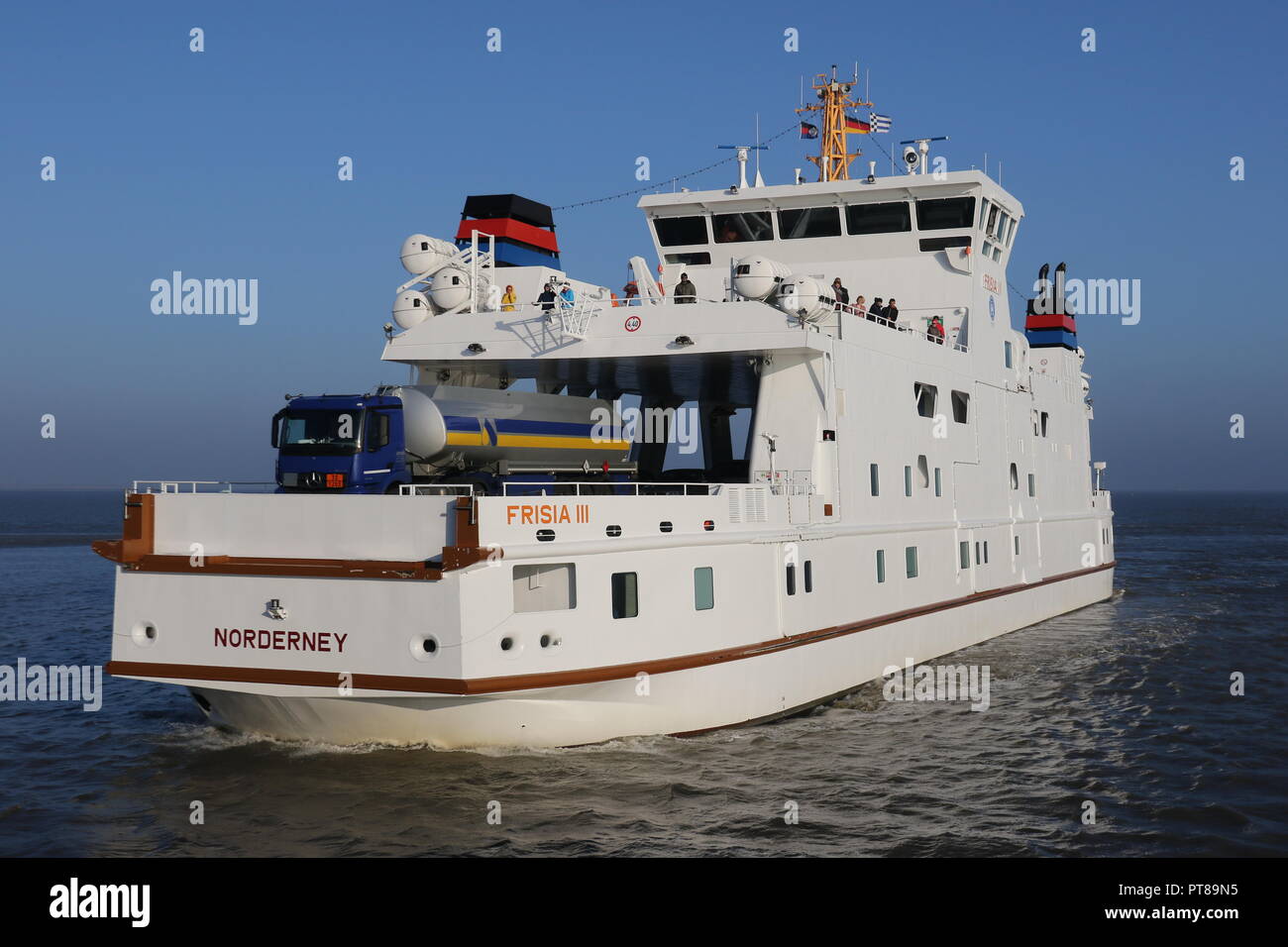 Car ferry travel hi-res stock photography and images - Alamy