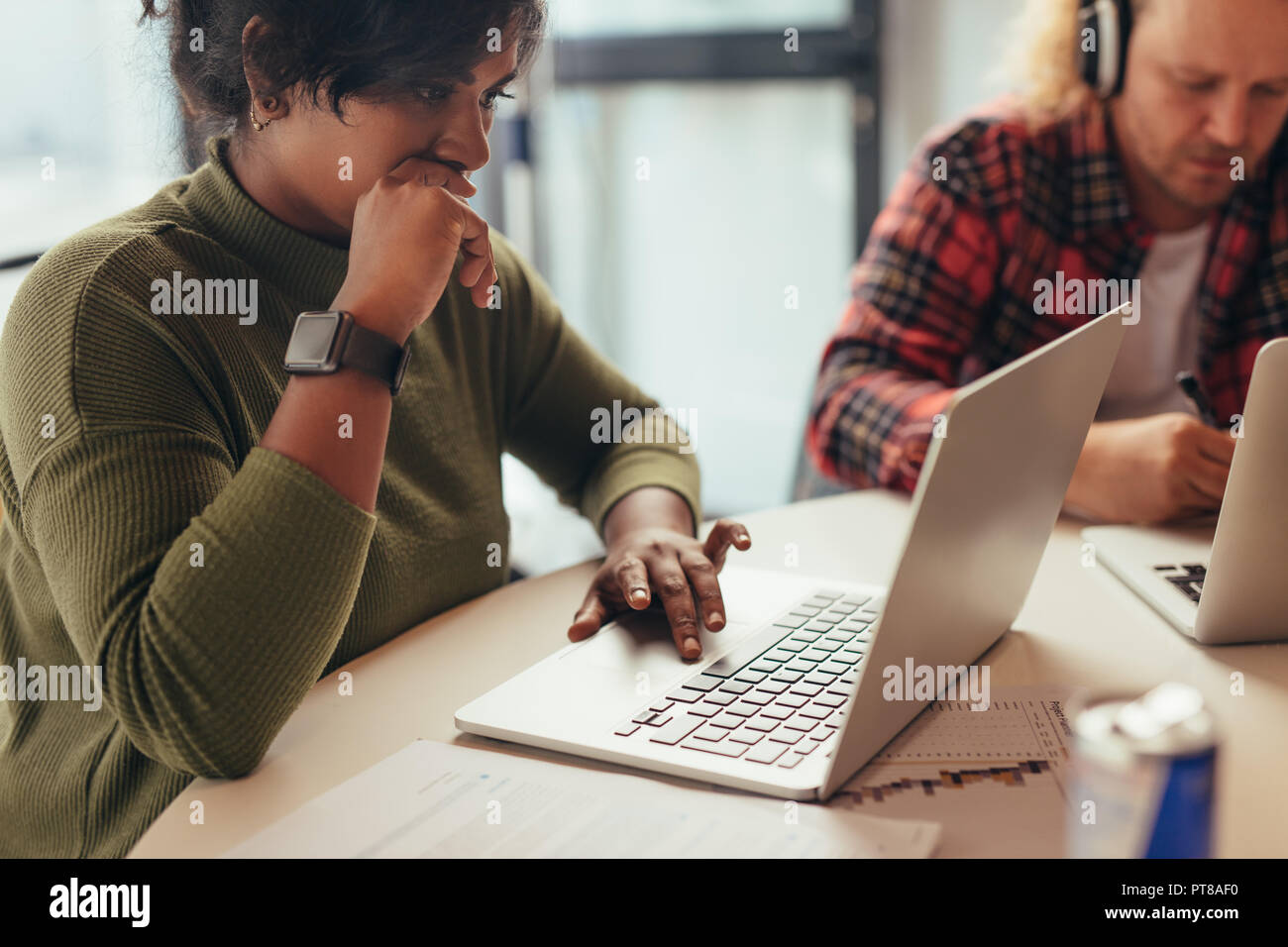 Software engineer hi-res stock photography and images - Alamy