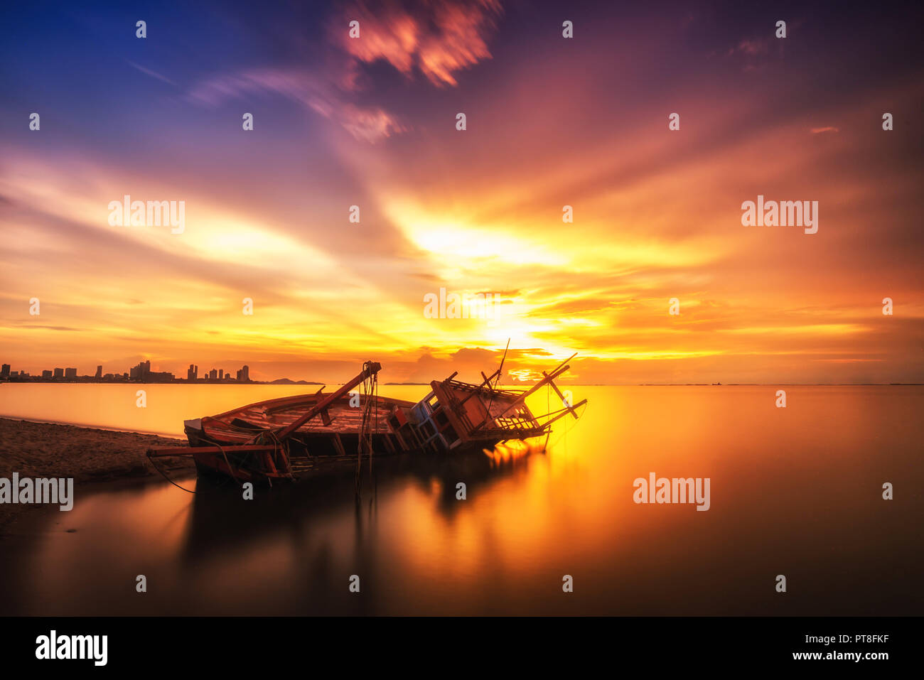 Tropical sunset on the beach. Natural background and landscape Stock ...