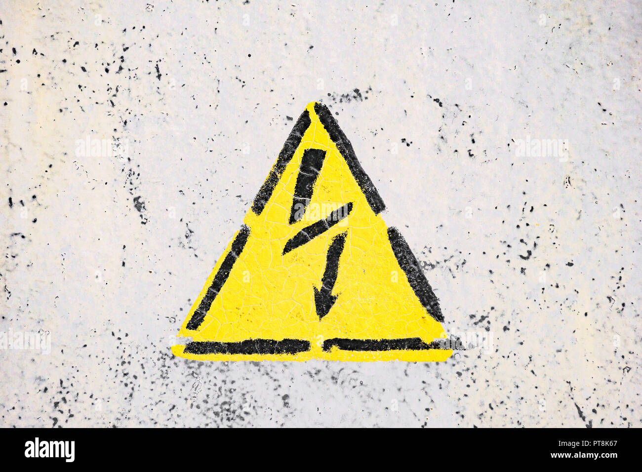 Generic High Voltage Danger Sign, symbol. Warning icon Stock Photo - Alamy