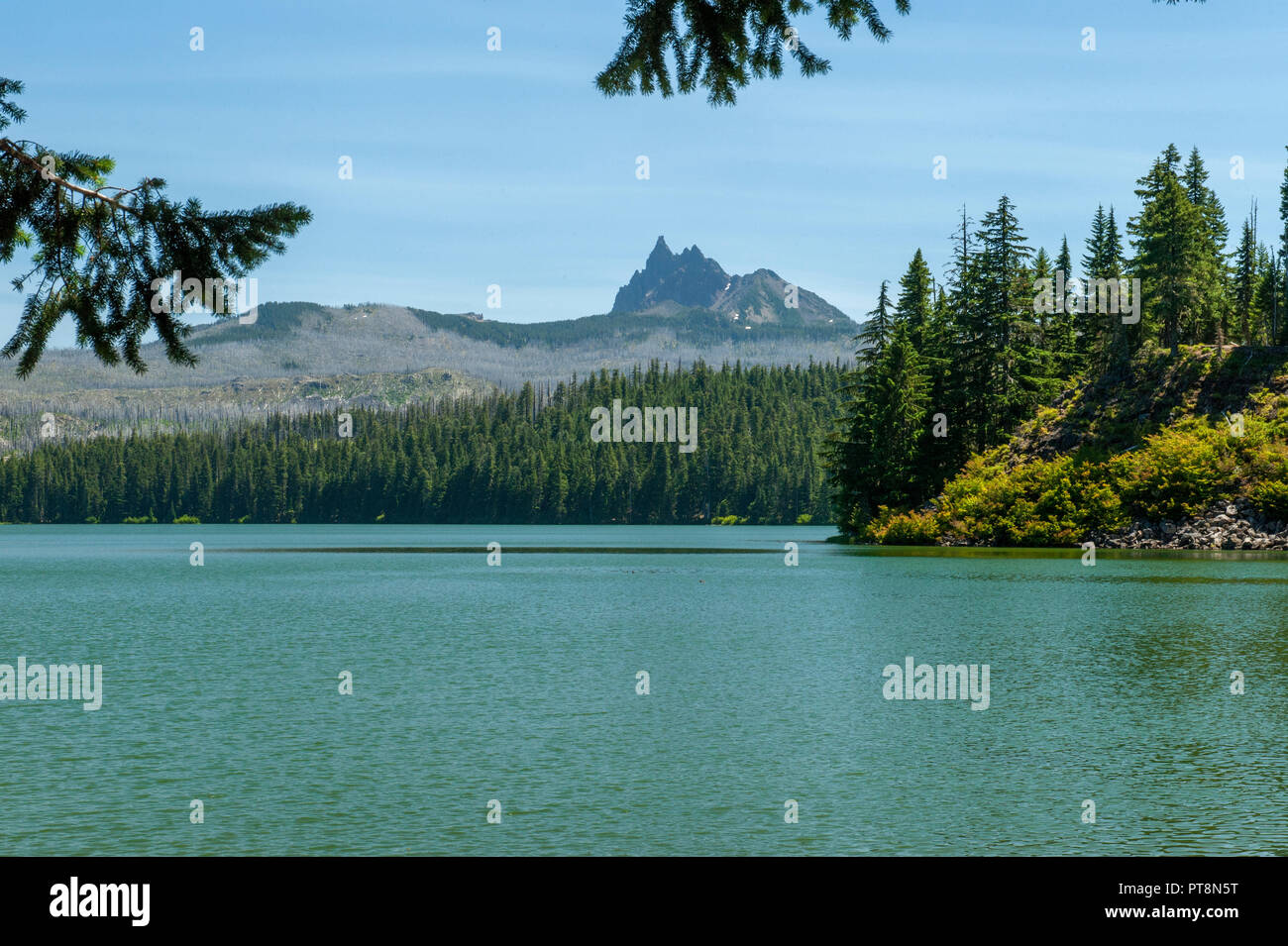 Oregon's Marion Lake and Three Fingered Jack in the Mt. Jefferson ...