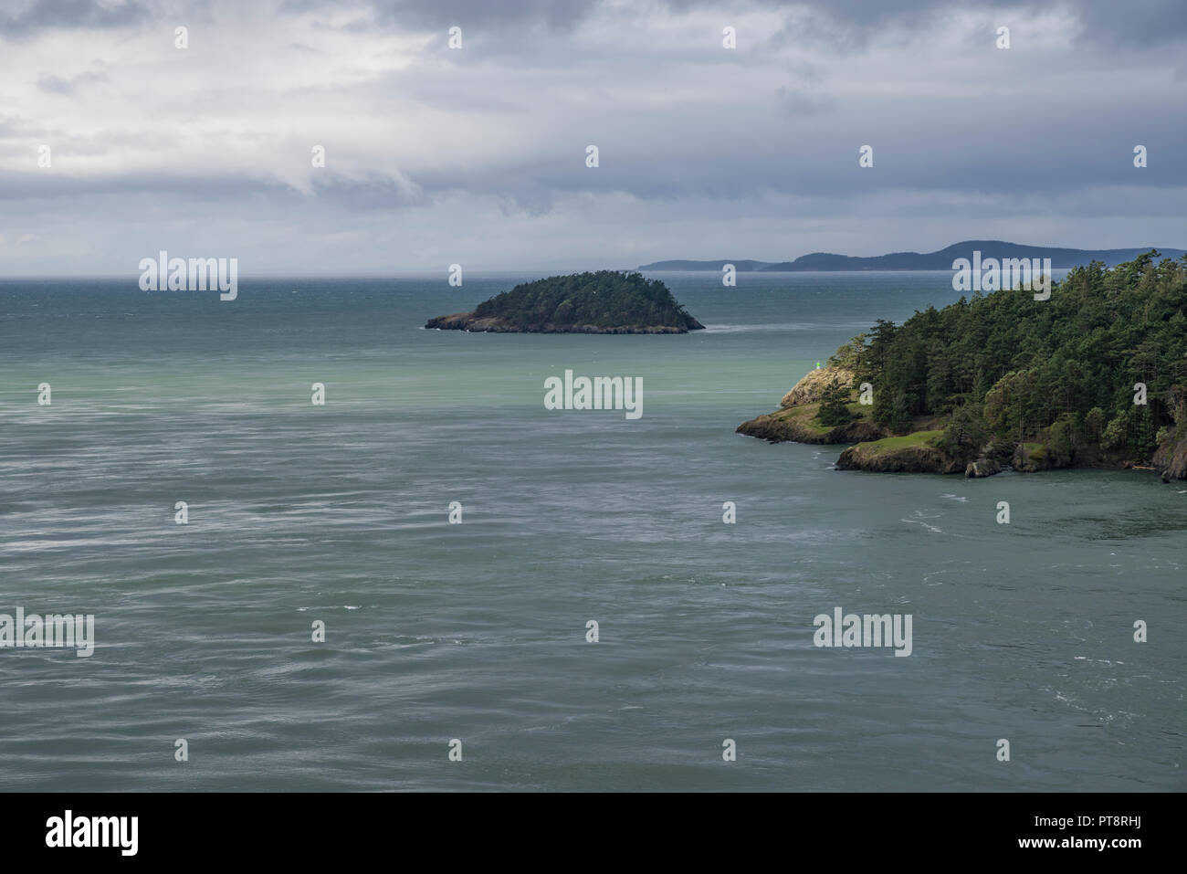 Island between fidalgo and whidbey islands hi-res stock photography and ...
