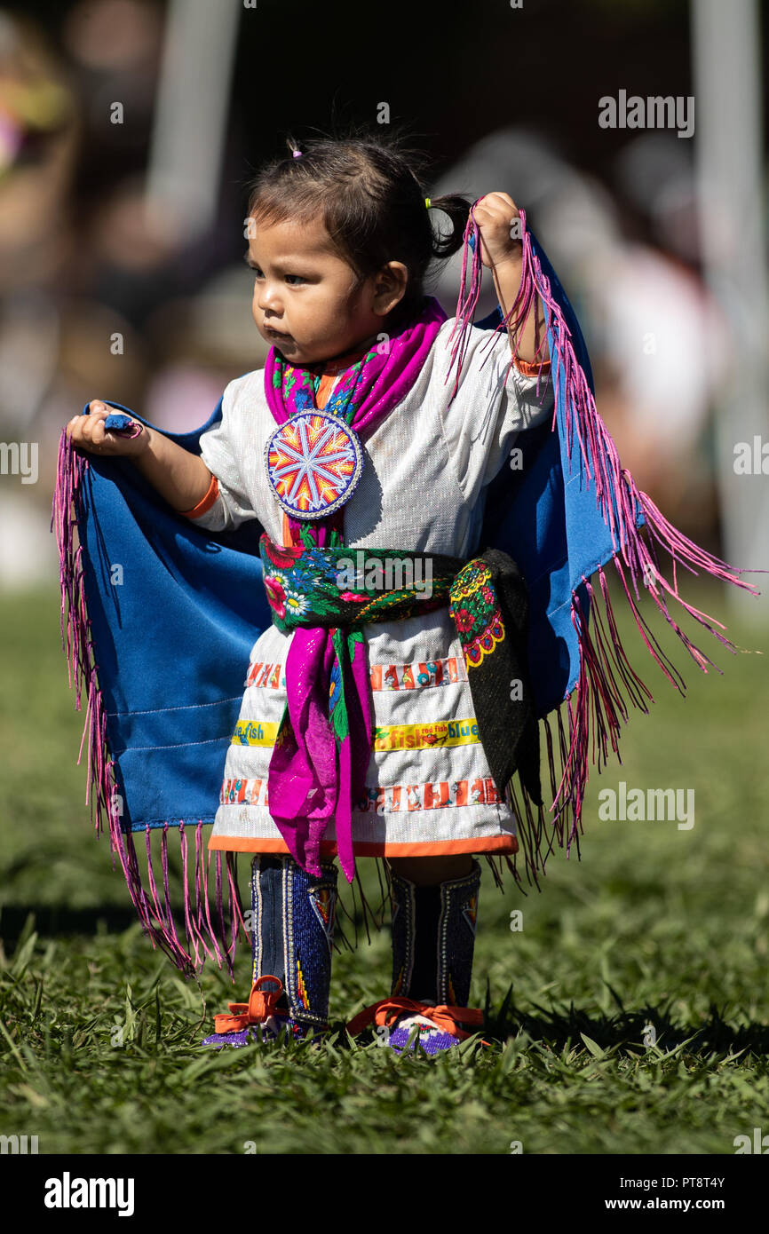 Native american children hi-res stock photography and images - Alamy