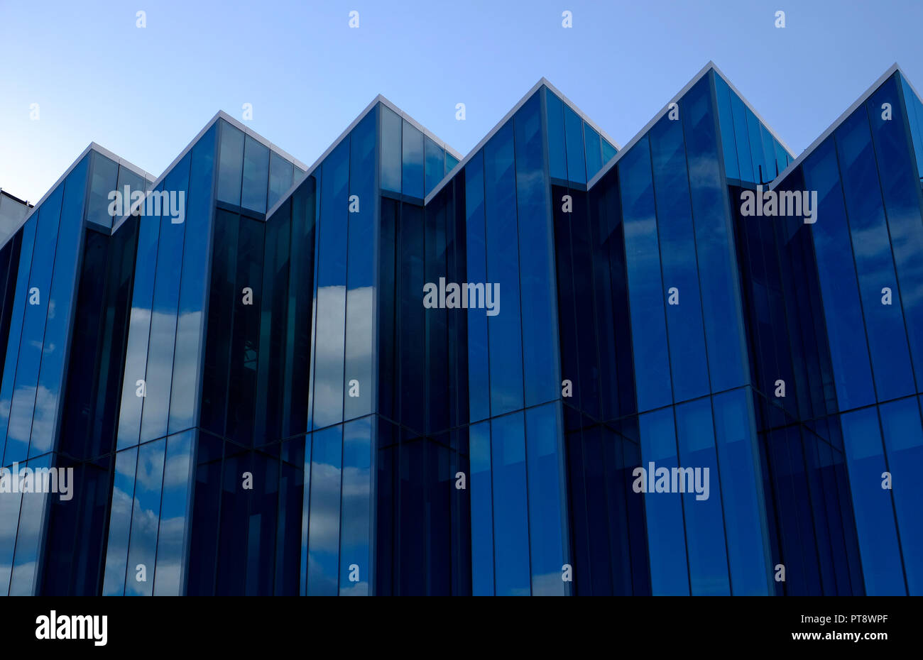 British laboratory astrazeneca hi-res stock photography and images - Alamy