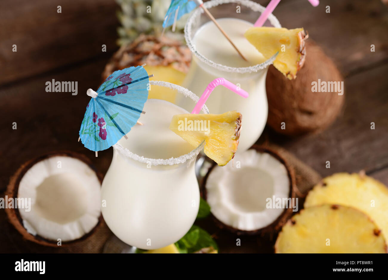 Pina colada splash hi-res stock photography and images - Alamy