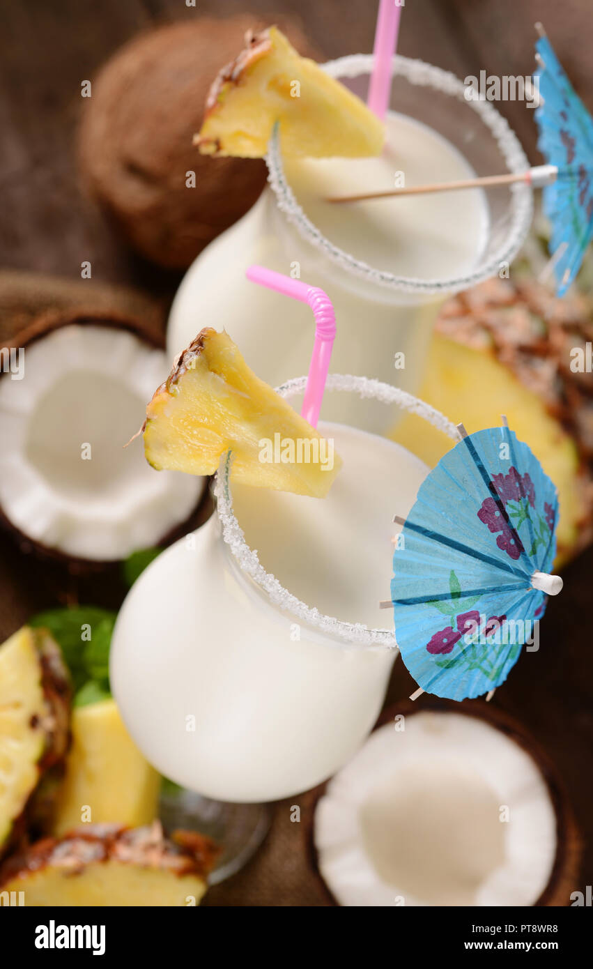 Pina colada splash hi-res stock photography and images - Alamy