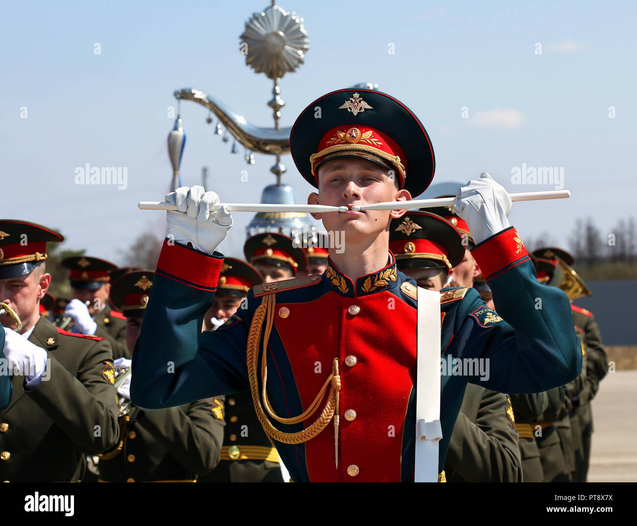 Military drummer hi-res stock photography and images - Alamy