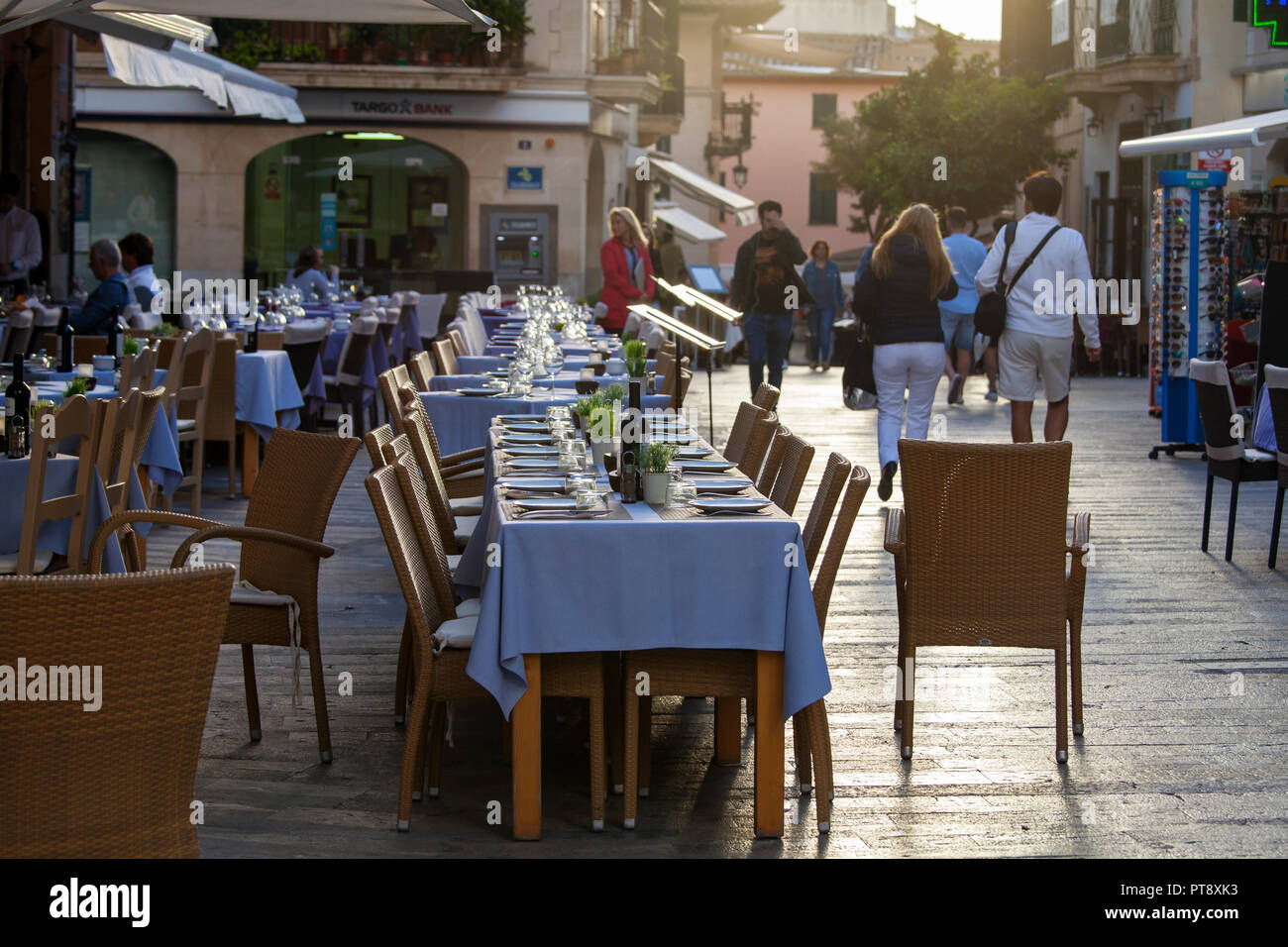 Restaurant old town alcudia mallorca hi-res stock photography and ...