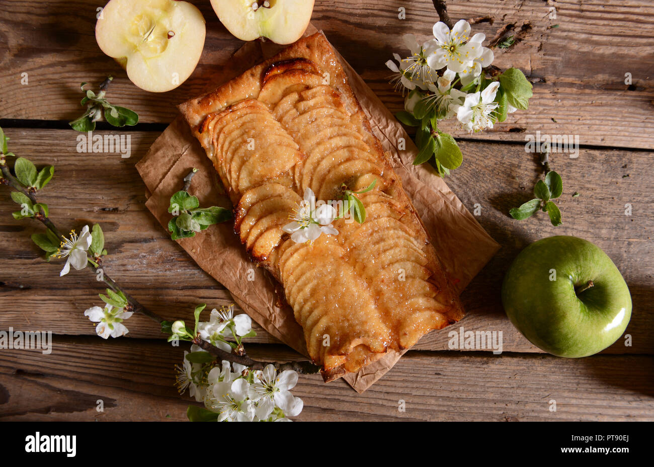 Swiss apple cake hi-res stock photography and images - Alamy