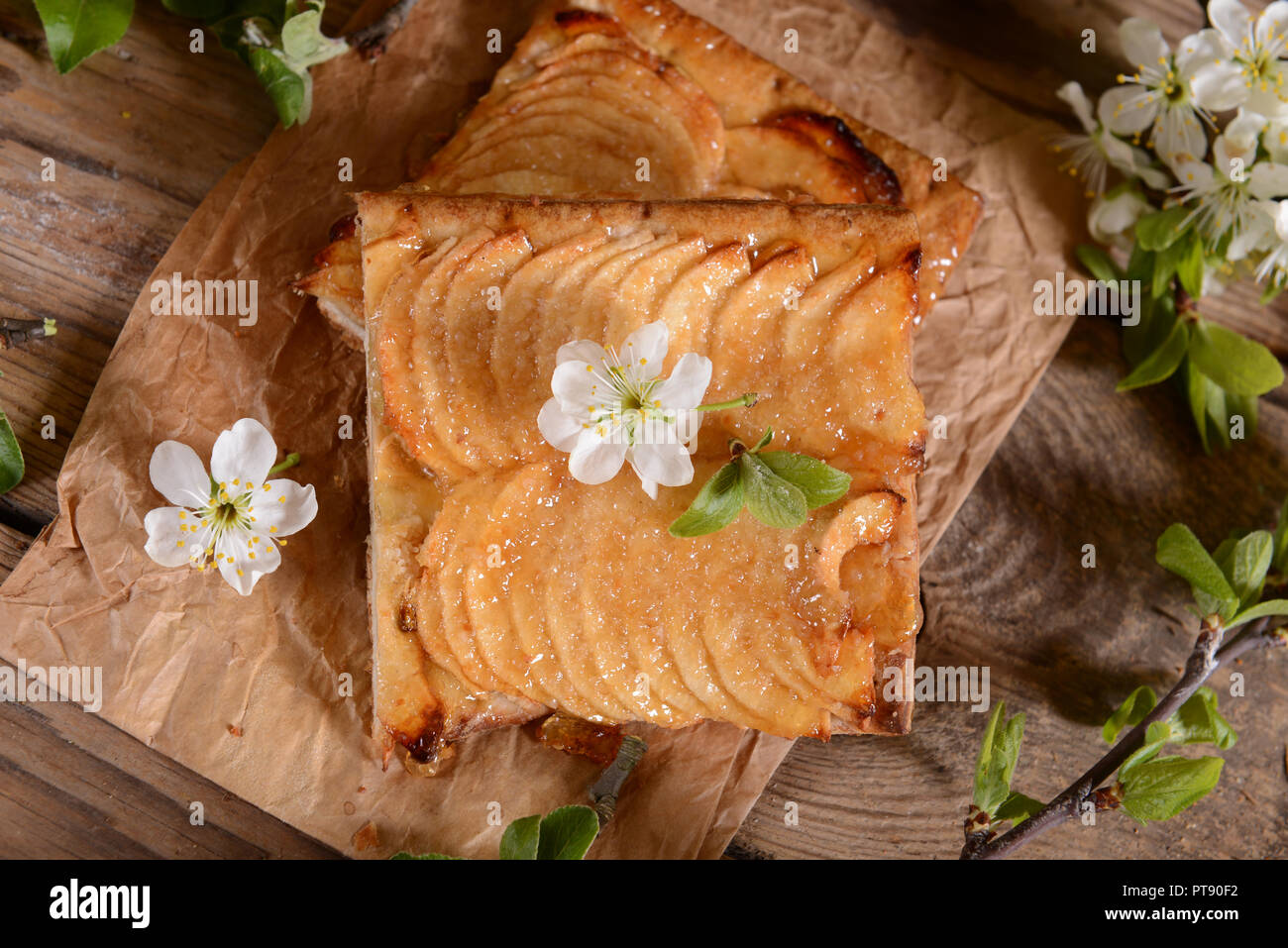 Swiss apple cake hi-res stock photography and images - Alamy