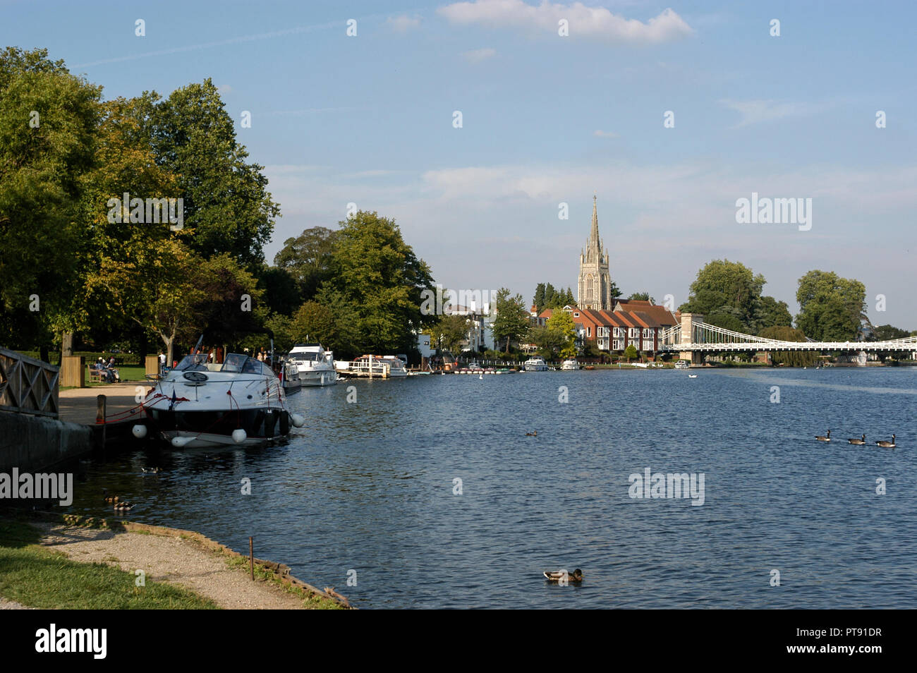 Marlow skyline hi-res stock photography and images - Alamy