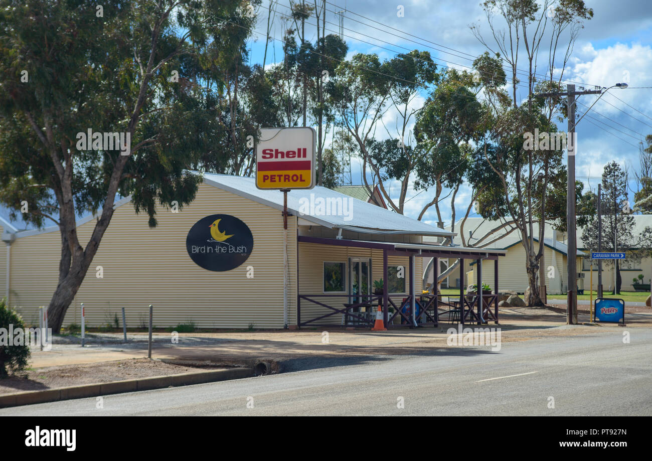 Shell petrol australia hi-res stock photography and images - Alamy
