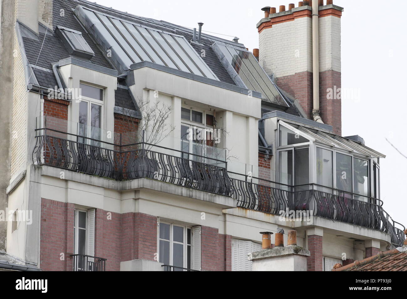 Traditional architecture, authentic french architectural in Paris Stock ...